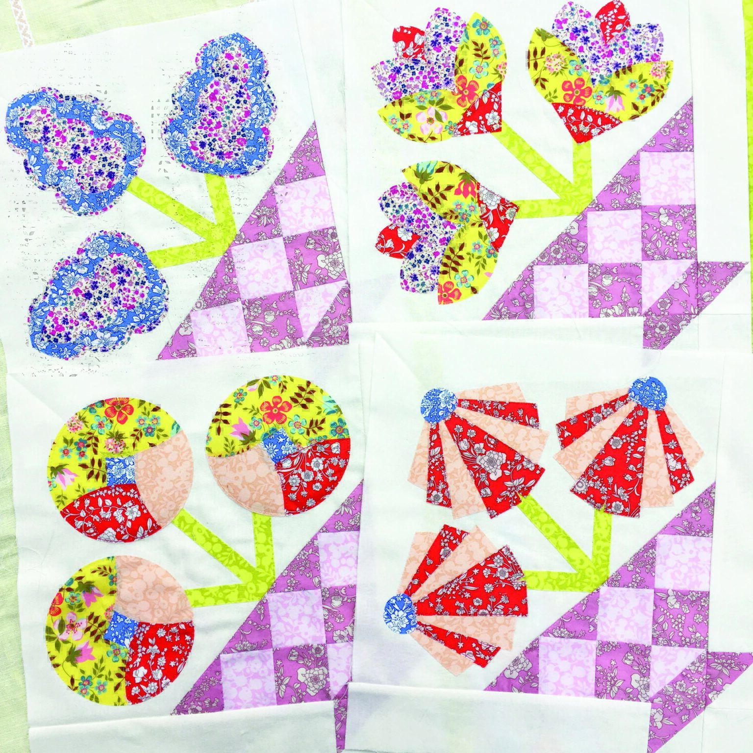 Floral Fantasy Quilt Kit in Pink | Alice Caroline
