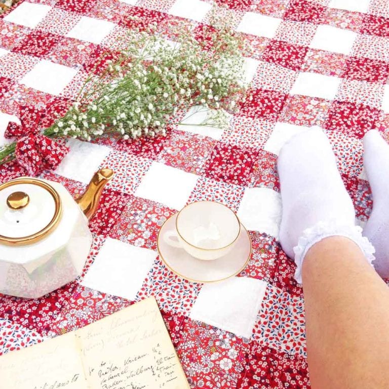 Red Gingham Patchwork Quilt Kit - Alice Caroline