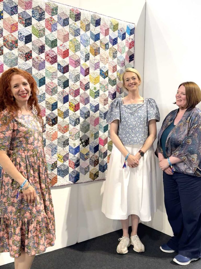 Tumbling Blocks Quilt — A Global EPP Collaboration
