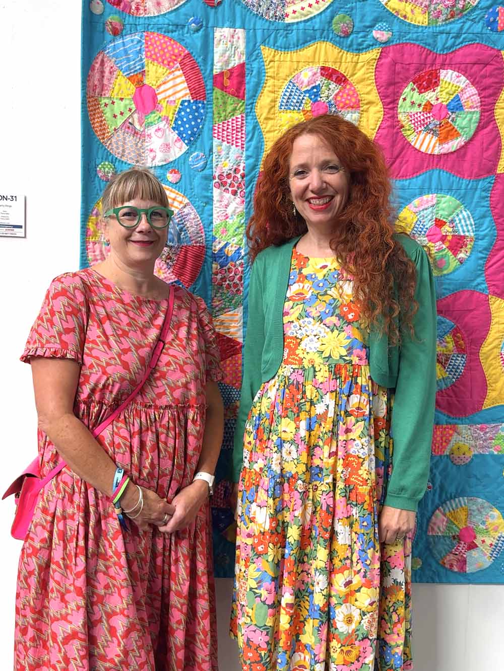 Party Rings: Tracy Aplin’s Colourful Quilt at Festival of Quilts ...